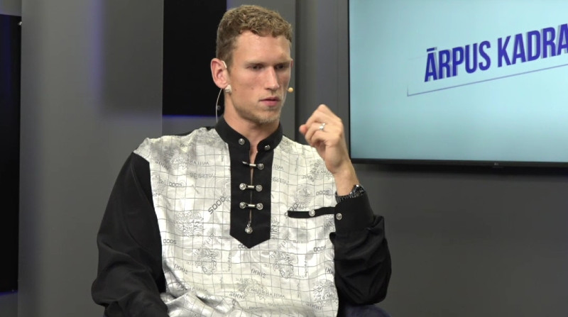 Video: #151 Ārpus kadra: Rihards Matrevics - futbola vārtsarga ...